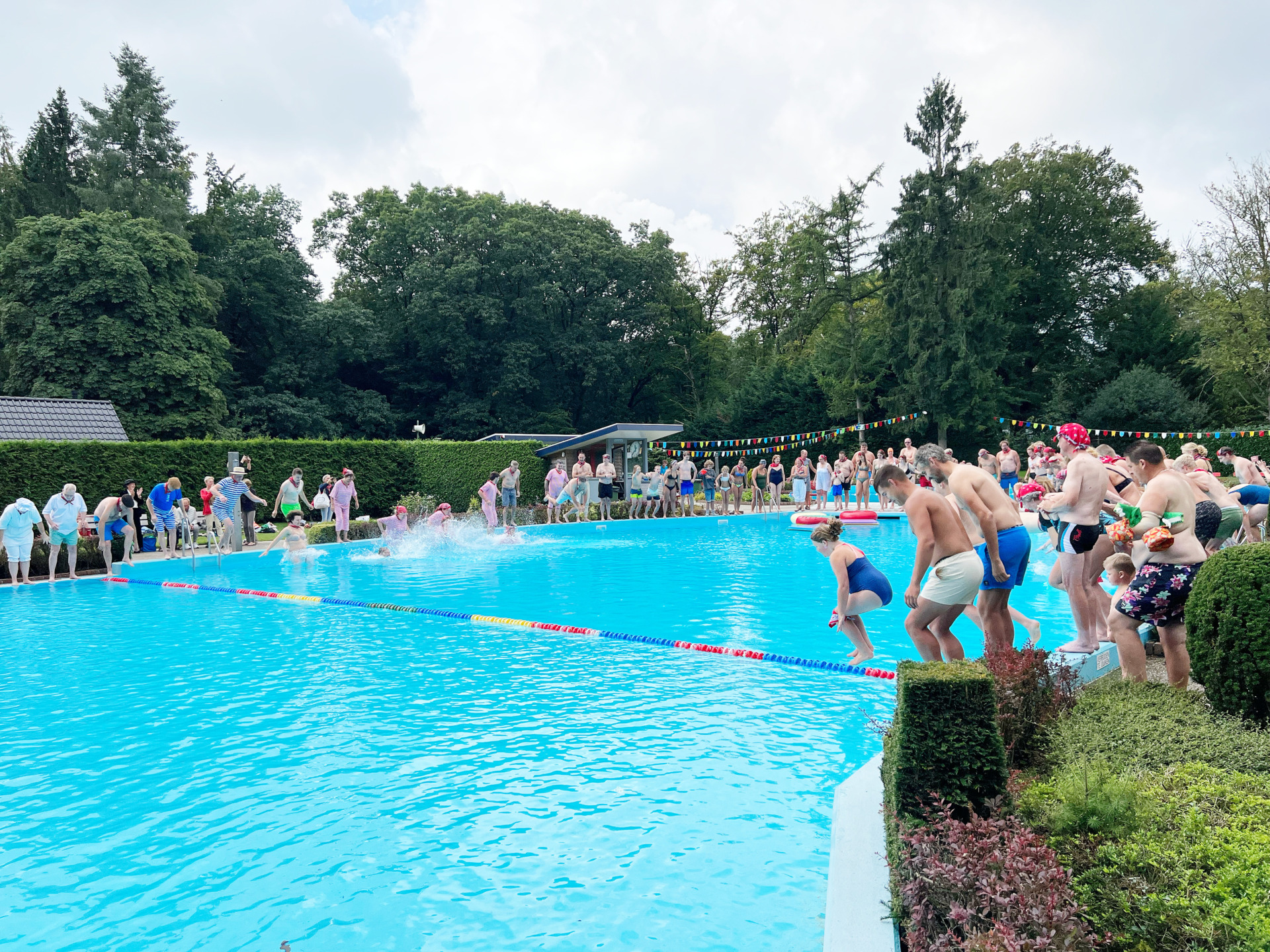 1e editie OLD-Duuk in het Bosbad een groot succes! — Lunteren.com